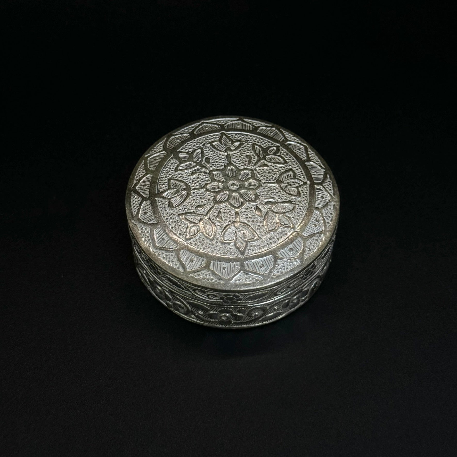 Silver Box - Chandi Di Dabbi - Master Jewellers